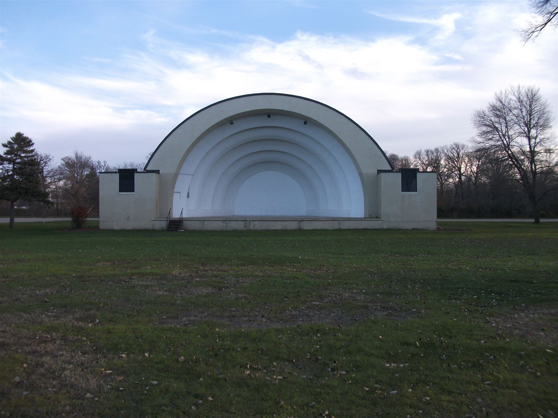 Locations Hub - Bandshell Community Park