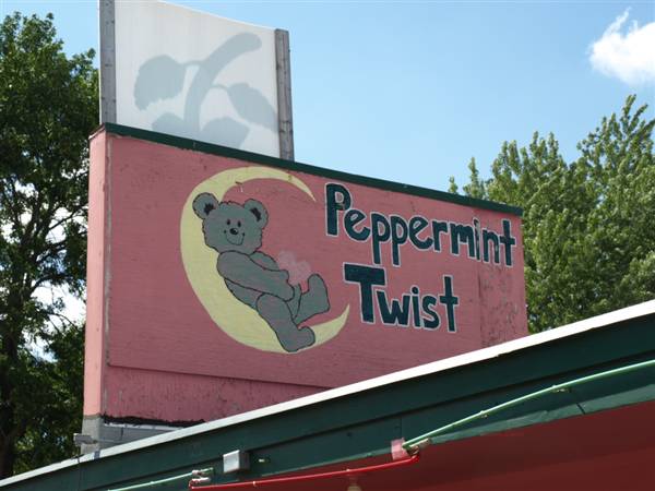 Locations Hub - Peppermint Twist Drive In