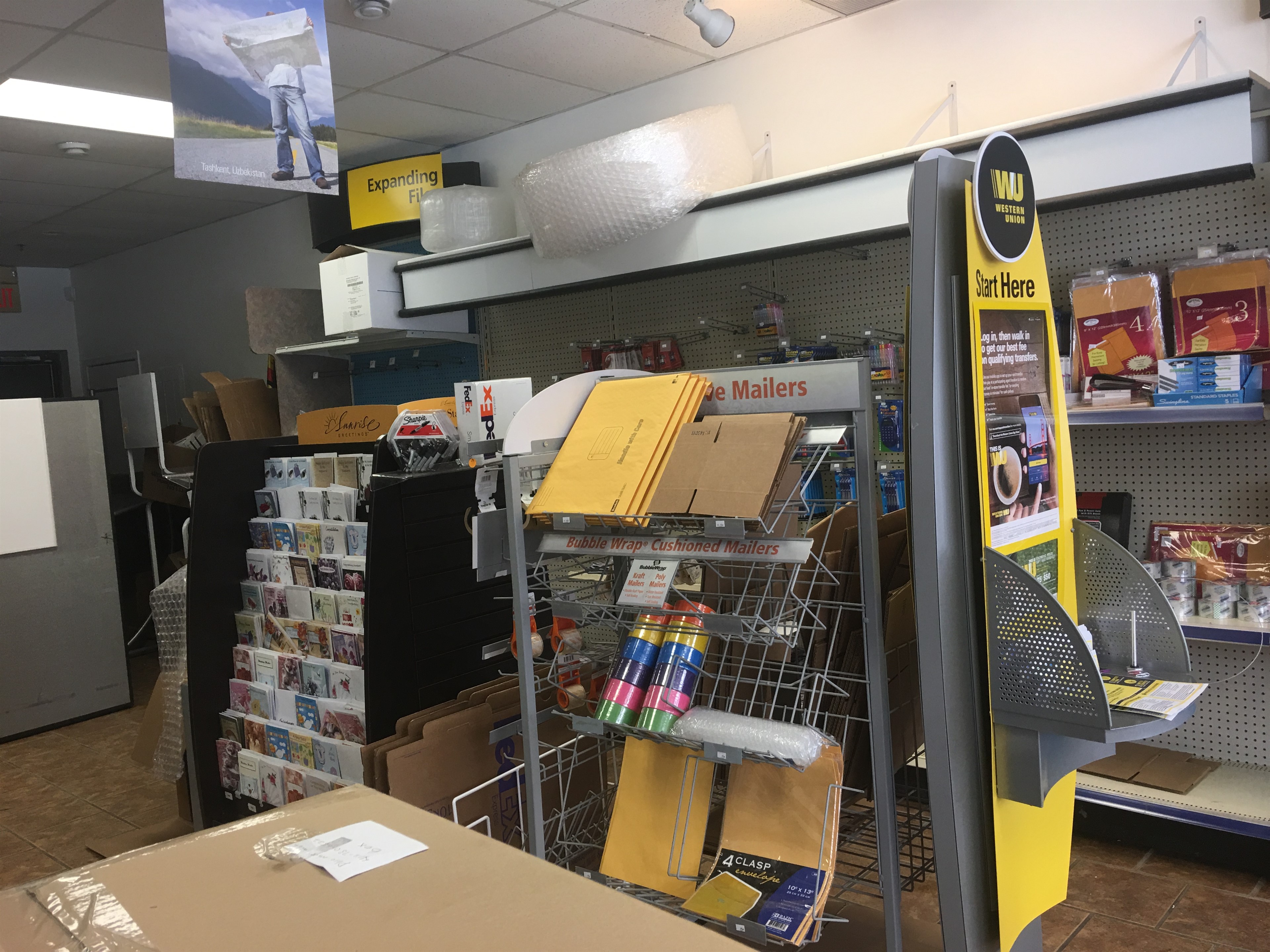 Locations Hub - PACK N' SHIP PLUS