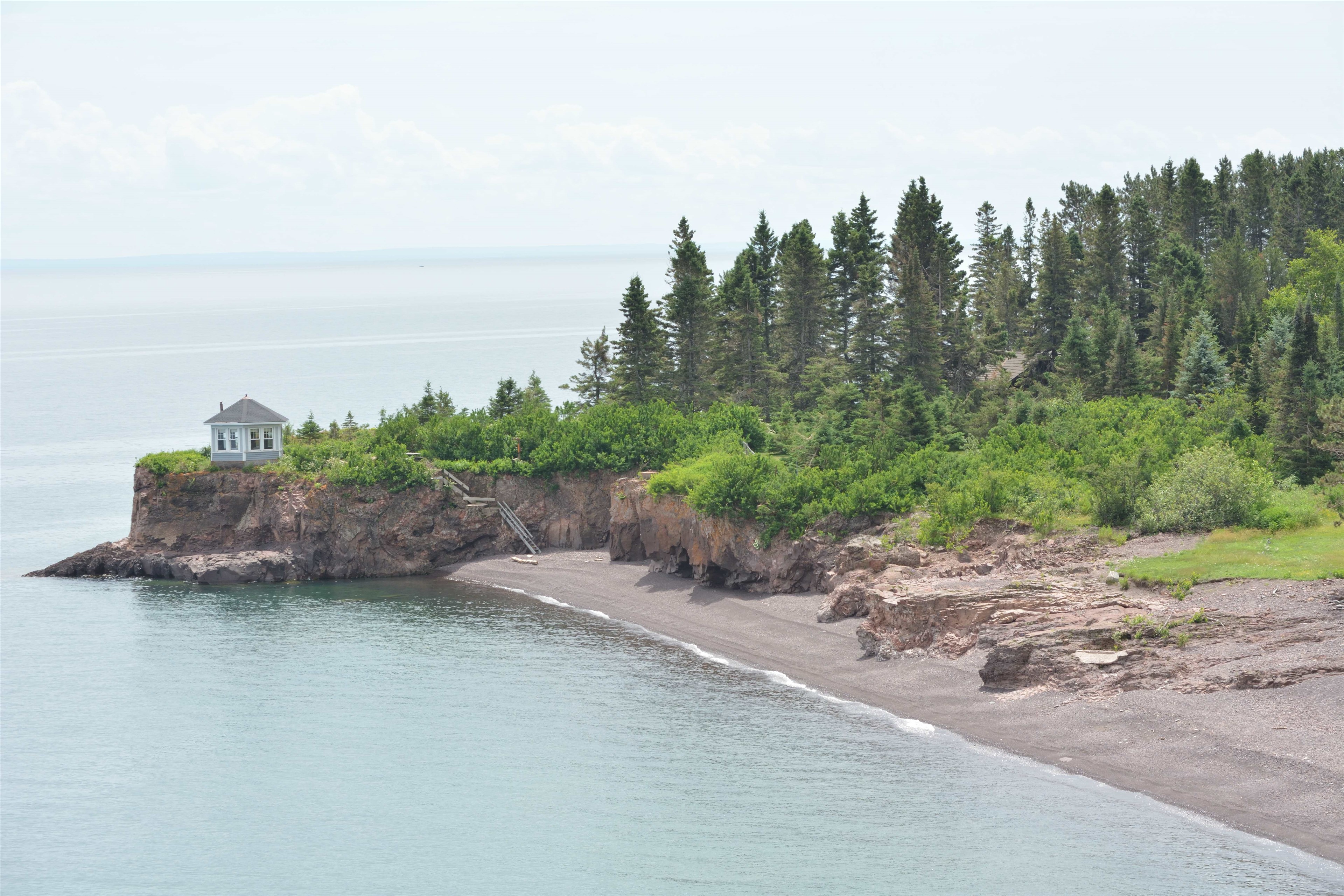 Locations Hub - Silver Creek Cliff Tunnel Wayside