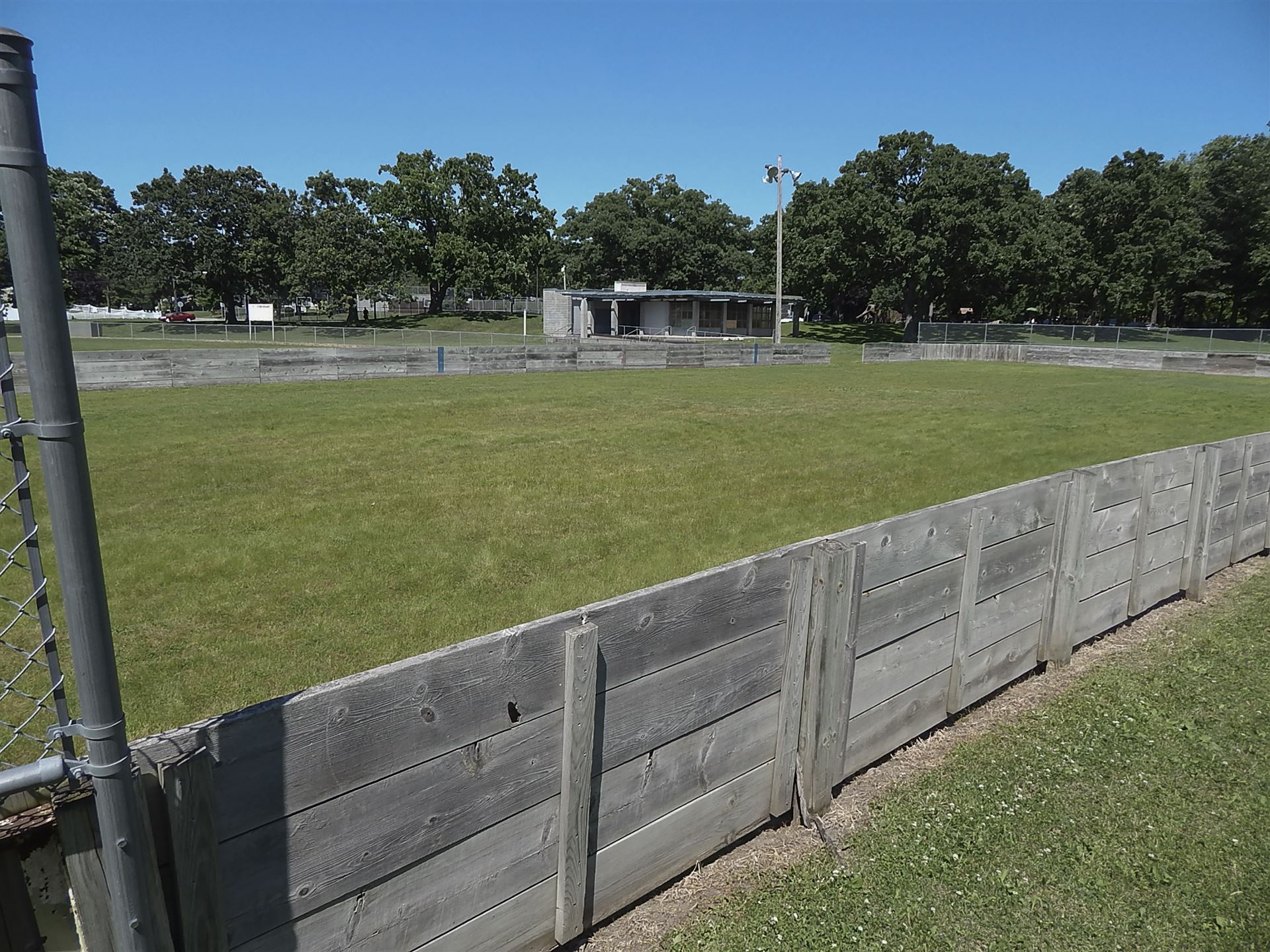Locations Hub - Acorn Park
