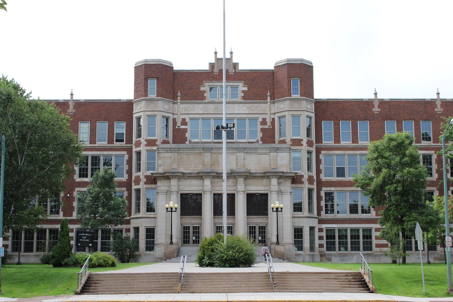 Locations Hub - Hibbing High School